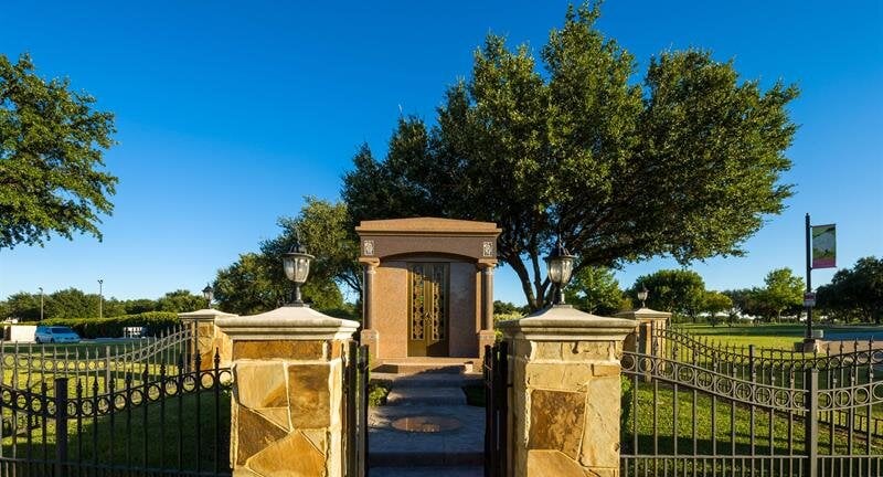 Cemetery Options | Restland Funeral Home and Cemetery - Dallas, TX