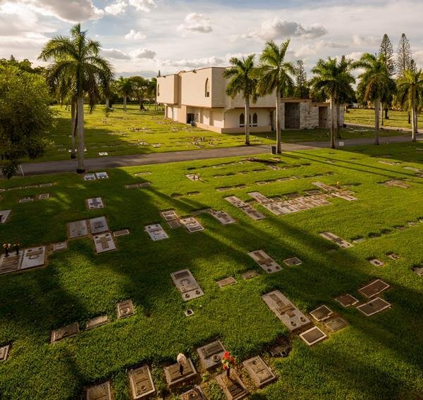 Miami Cemetery and Burial Services | Memorial Plan Funeral
