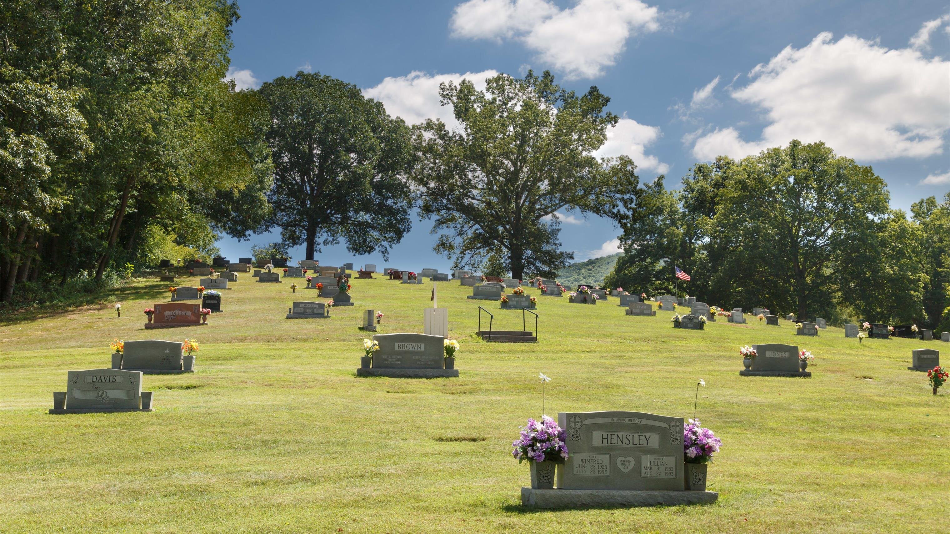 Evergreen Cemetery & Cremation Gardens | Erwin, TN