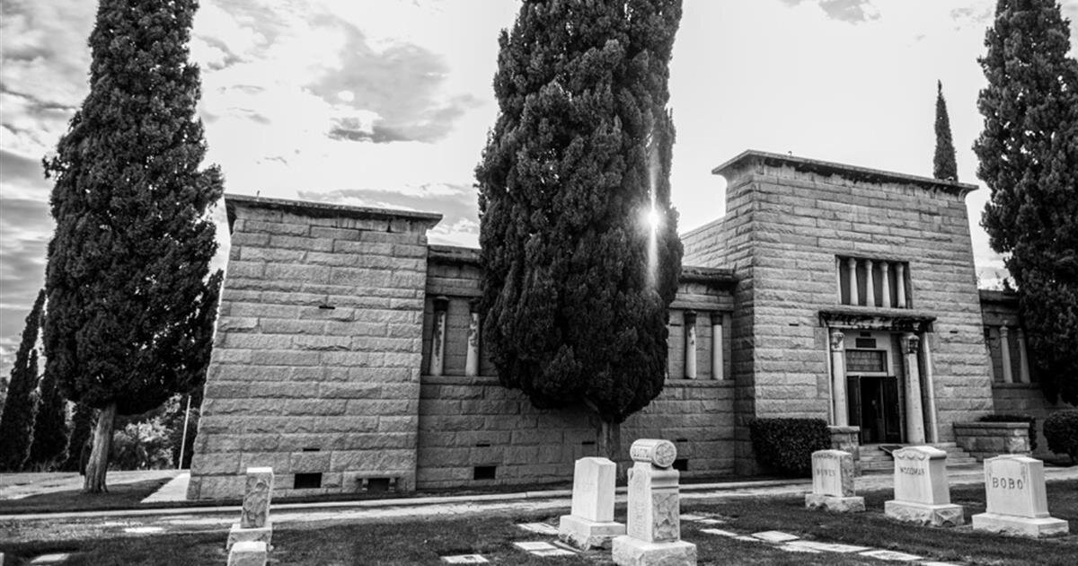 Honoring Life | Evergreen Memorial Park & Mausoleum