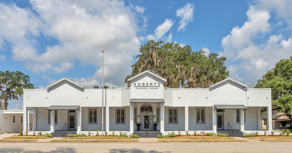 Roberts of Ocala Downtown Chapel | Roberts of Ocala Funerals and ...