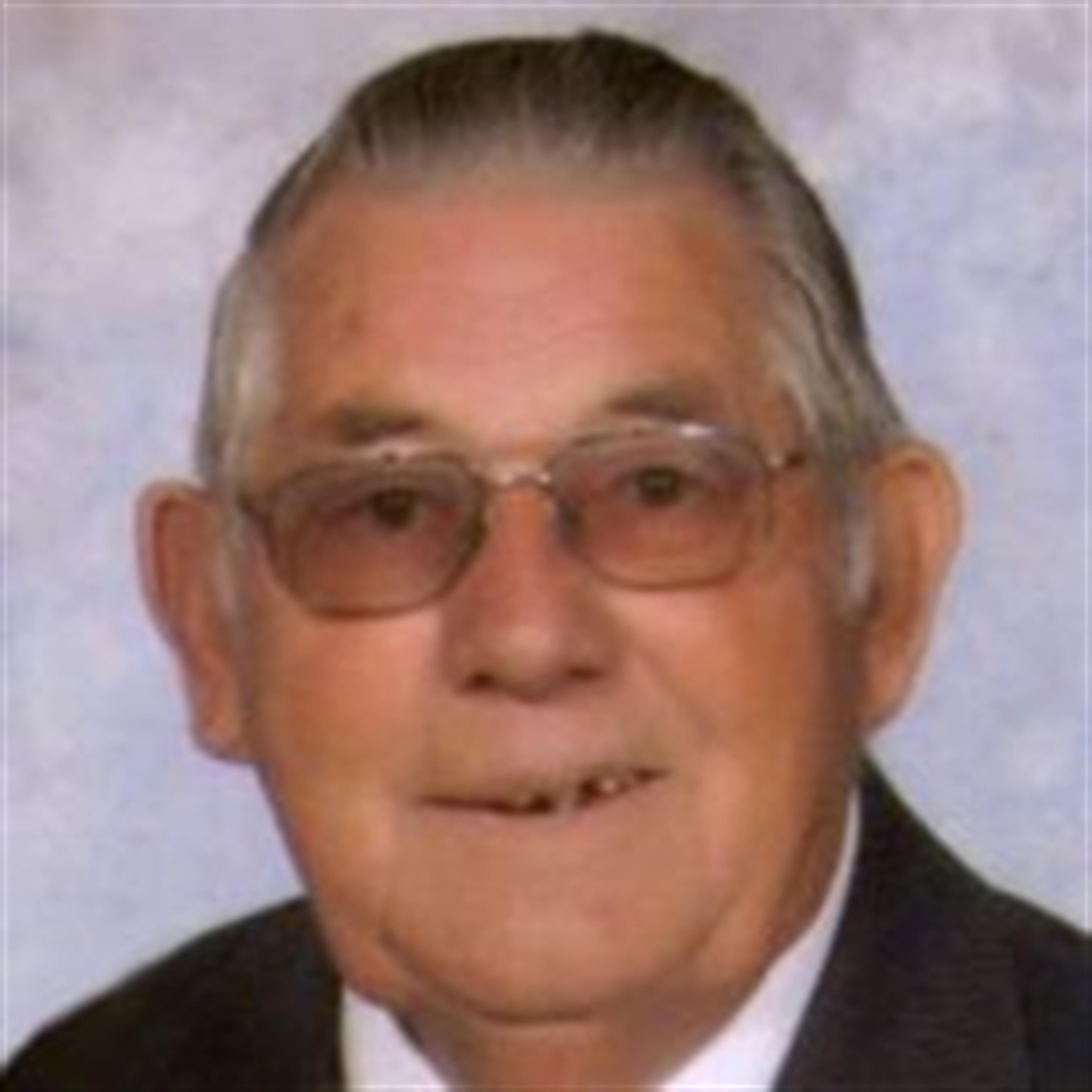 Tyler Robins's Instagram, Twitter & Facebook on IDCrawl