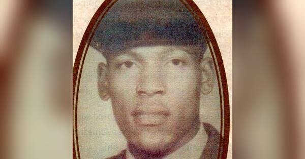 Donald L. Holmes Obituary - Visitation & Funeral Information