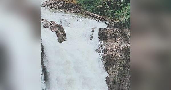 Tribute Wall | Dean Roy Lacy