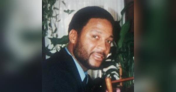 Howard Maxwell Obituary - Visitation & Funeral Information