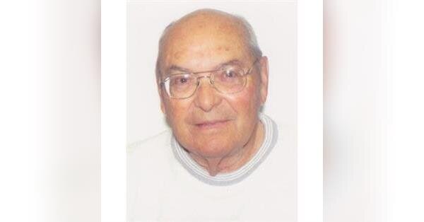 Howard Charles Perron Obituary - Visitation & Funeral Information