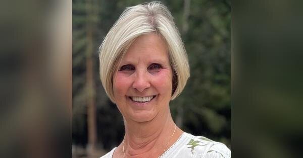 Gayle E. Johnson Obituary - Visitation & Funeral Information