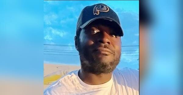 Tribute Wall | Maurice Lewis