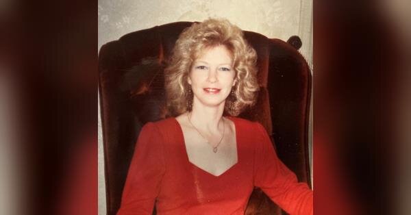 Obituary, Visitation & Funeral Information | Debra Lee Amato